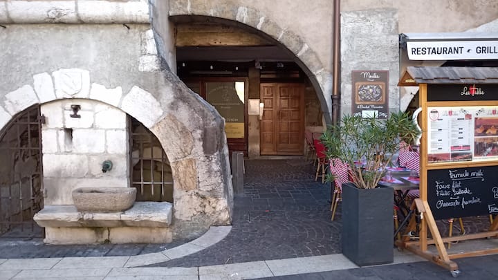 Au Coeur De La Vieille Ville - Annecy-le-Vieux