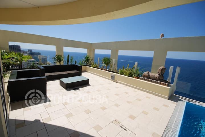 8br Luxury Penthouse In Vedado With Free Internet - Cuba