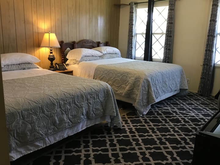 Cozy Private Bedroom And Bathroom - Yorba Linda, CA
