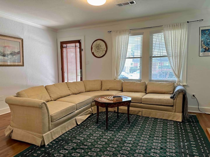 Cheerful Retreat In The Heart Of Houston (2 Homes) - Houston