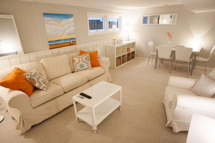 Douglas Park 1 Bedroom Suite - Vancouver