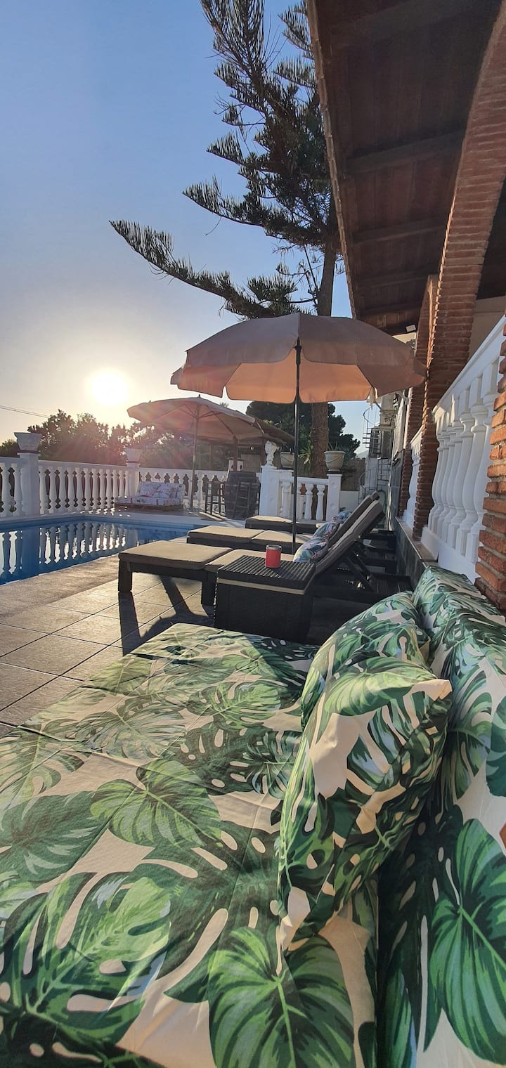 Villa Don Giovanni Fuengirola Con Piscina Privada. - Fuengirola