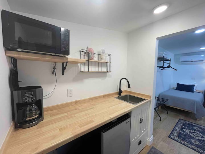 Erie Street Rentals Unit 5 - Put-in-Bay, OH