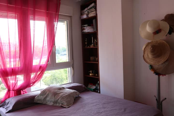 Habitación Privada  En Un Apartamento Con Vistas - Granada