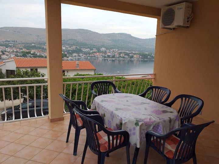Apartmani Slavka 3 - Primošten