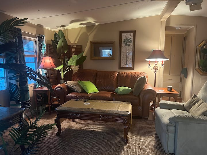 55+ Community/ Near Beach And Shopping - Fort Pierce, FL