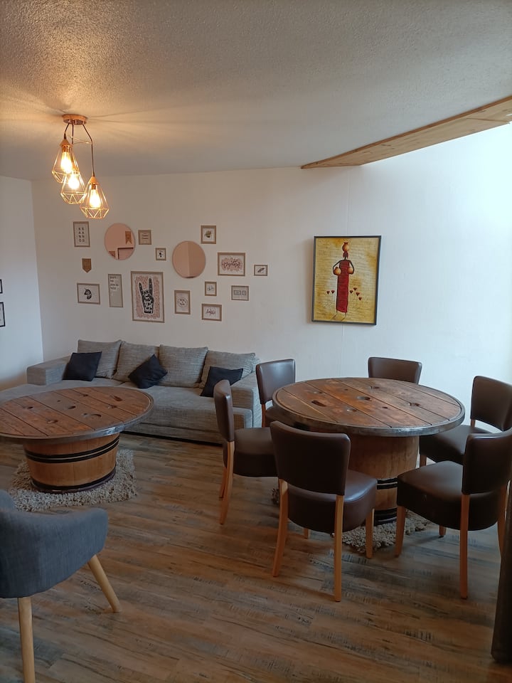 Charmant Appartement Spacieux Avec 3 Chambres - Agen