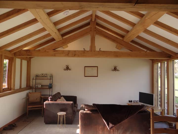 Country Lodge - Accessible, Family & Dog Friendly. - Rowton Castle