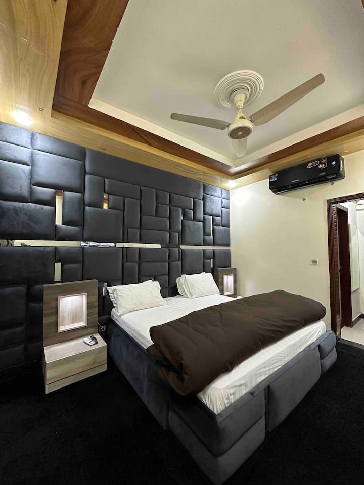 Luxury Full House In Bahria Town+ Helper24/7 - Islamabad