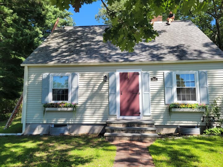 Charming Cape In Portsmouth Nh - Kittery, ME