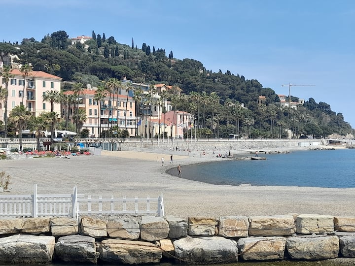 Appartamento A Oneglia A 100 Metri Dalle Spiagge - Imperia