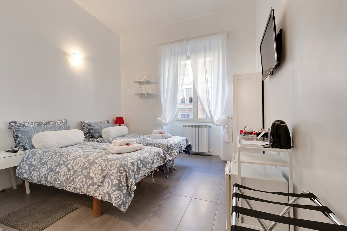 Amy Guest House - Boutique hotels for Rent in Rome, Lazio, Italy - Airbnb