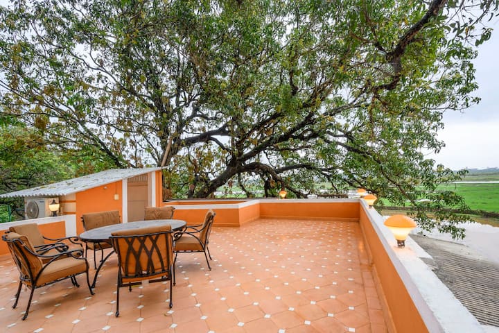 Casa De Fazenda - Farmhouse, Diwar Island - Farm stays for Rent in ...