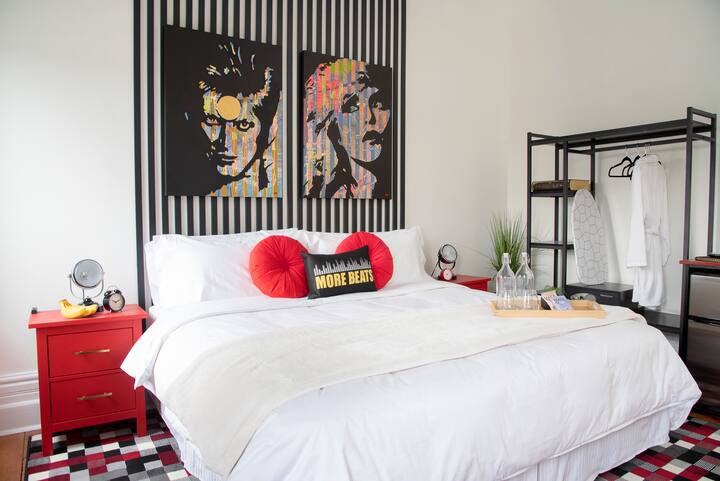 Boutique Stay In Charming Port Dalhousie - Room R - Niagara-on-the-Lake