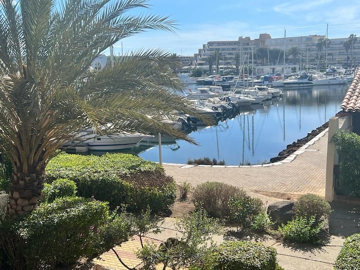 Beauté Naturiste Du Cap D'agde - Agde