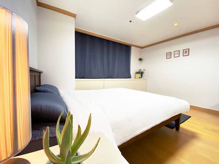 Cozy ★ Art Apt ★ 25 Mins To Gangnam - 수내동