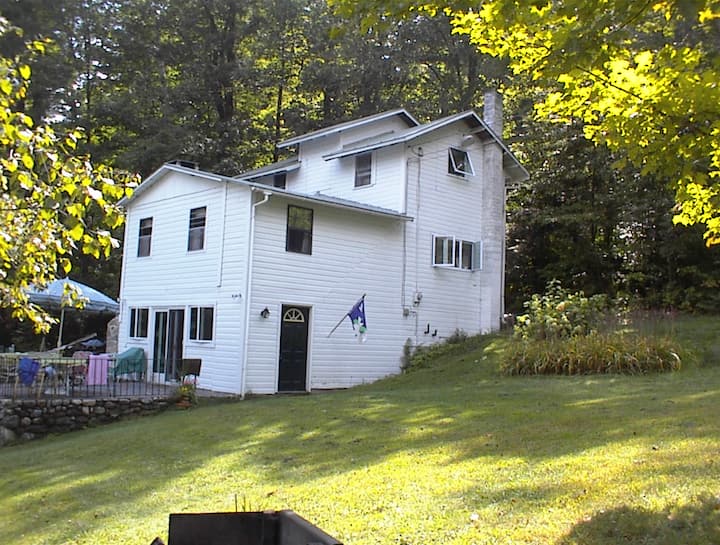 Lake Rescue Vacation Rentals | Airbnb