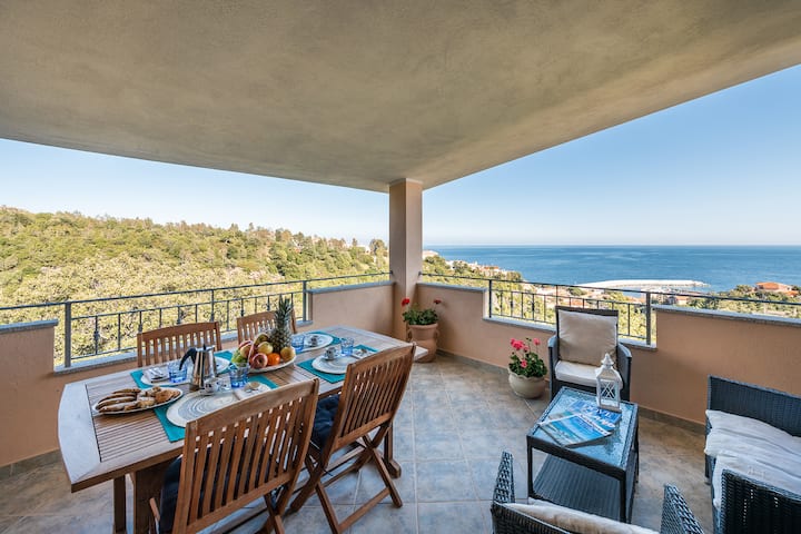 Casa Paradiso: Casa Nuova Con Vista Mare - Cala Gonone