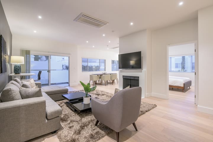 T105 Beautiful 3 Bedroom 2 Bath Near Beverly Hills - Los Angeles, CA