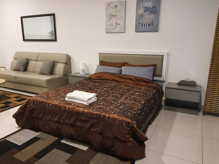 Hana Evo Homestay @ Evo Bangi *Free Wi-fi* - Kajang