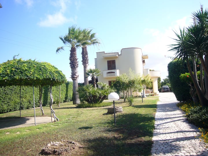 Villa Luminosa A 250m Dal Mare  A Mazara Del Vallo - Mazara del Vallo