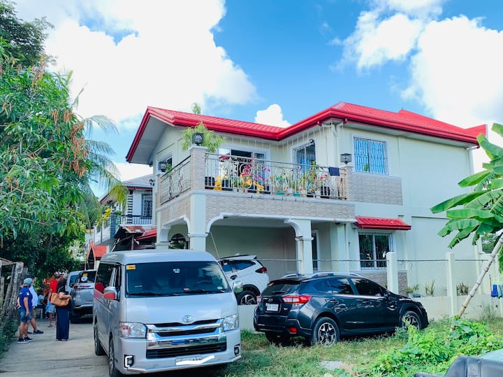 Hundred Islands Affordable Staycation 3 Bedrooms - Alaminos