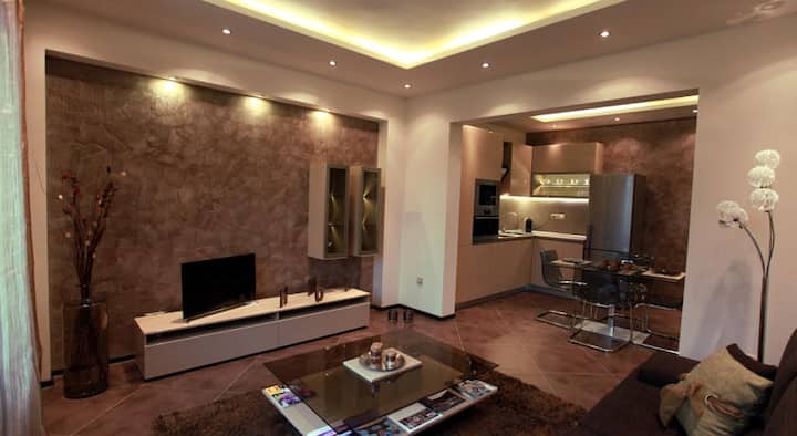 Brown Cottage - Interiors By Diana - Sofia