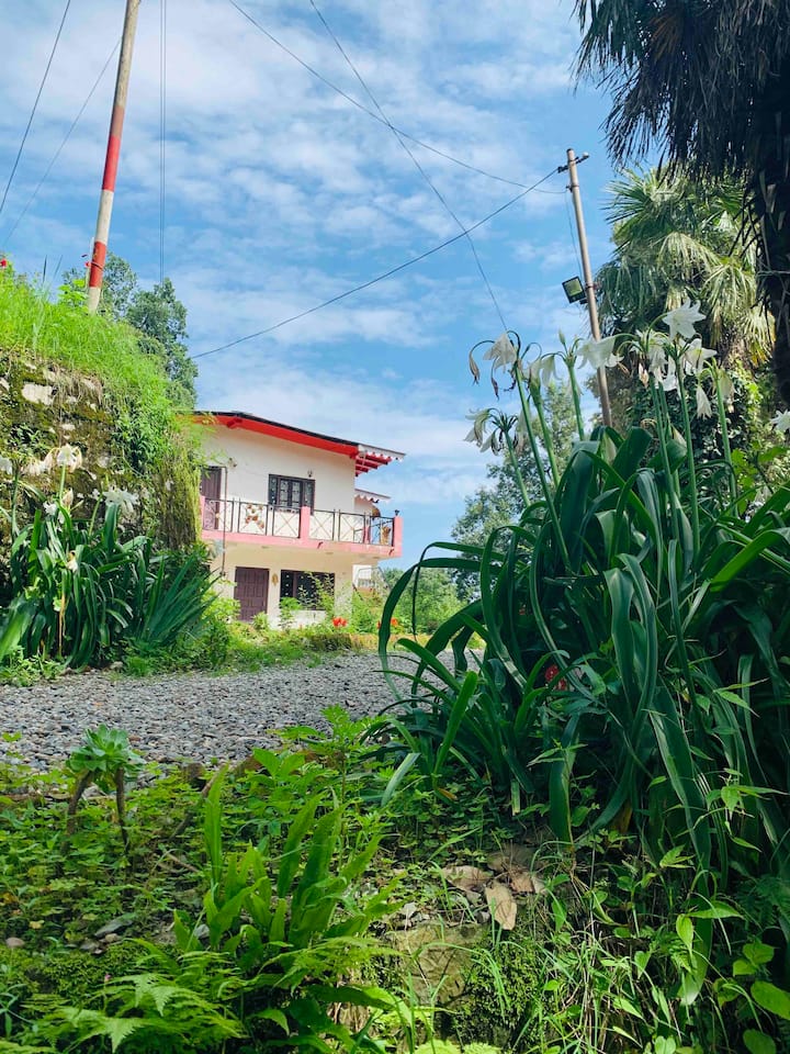 Bellevue Retreat, Nainital -The Lake View Cottage - Nainital