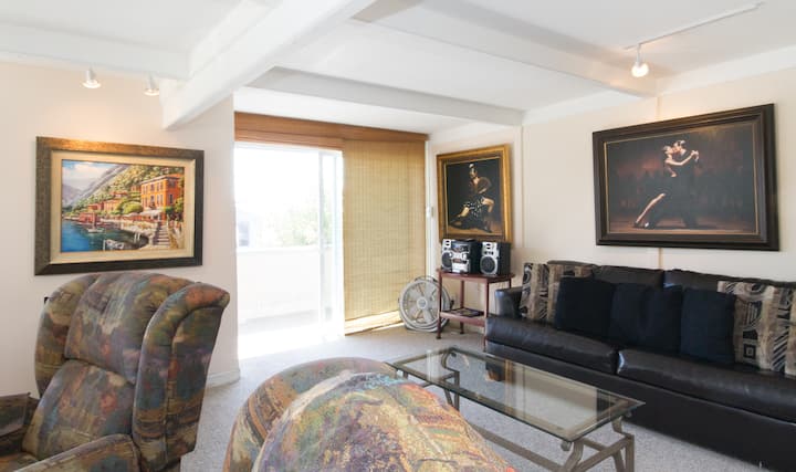 Laguna Beach Penthouse Ocean View - Orange County, CA