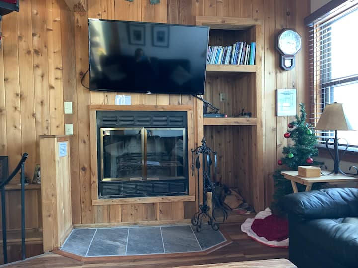 Rest Assured In Black Bear Resort-hike, Swim, Bike - Davis, WV