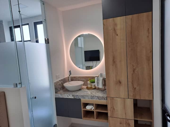 Linda Suite Minimalista - Guayaquil