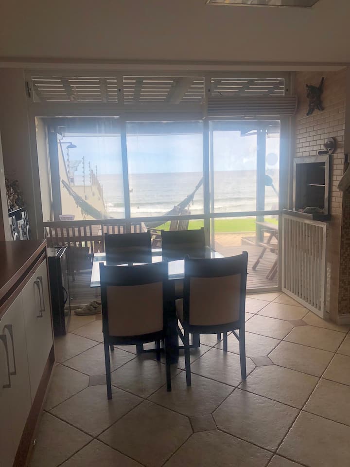 A Praia Aos Seus Pés .  Viva O Paraíso ! - Barra Velha