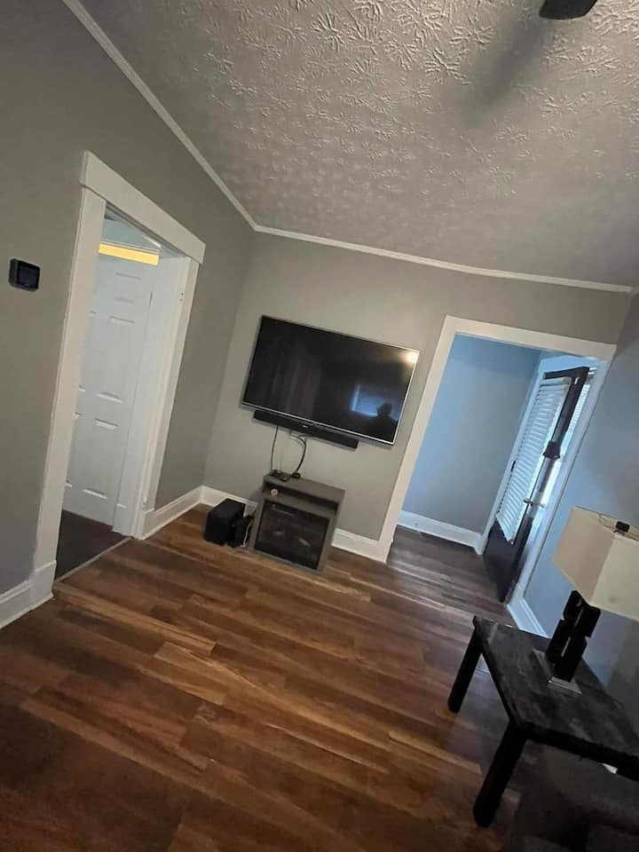 Private Tremont Home By Downtown & Ohio City/w25th - Cleveland, OH