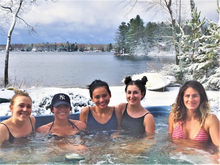 Lakeside Memories Await At Trenanthia "Cahoots" - Gravenhurst