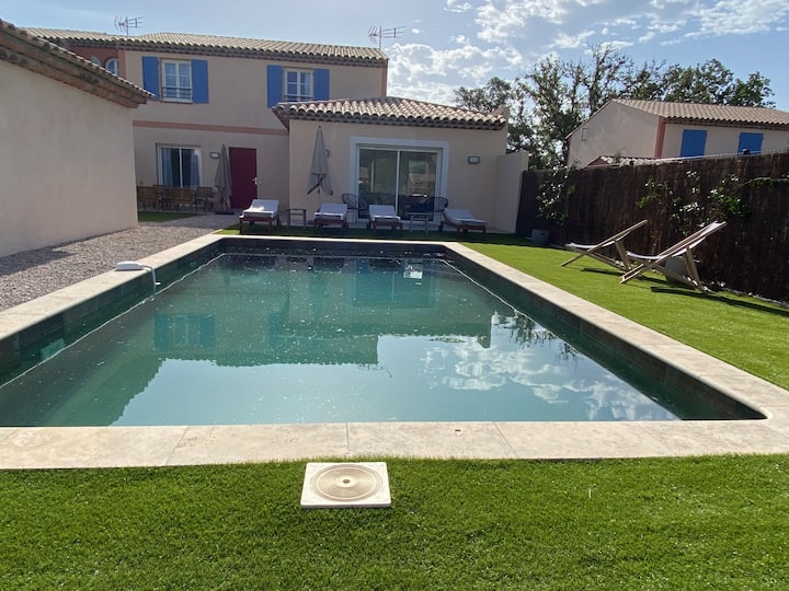 Ravissante Villa Neuve à 400 Mètres Des Plages - Grimaud