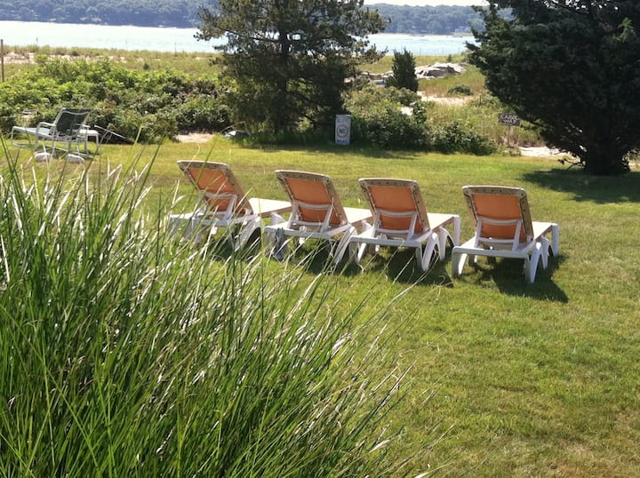 Perfect Beach & Vineyard Location - Greenport, NY