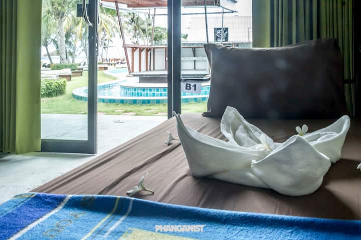 Only Female Dormitory 8 Beds - Ko Pha-ngan