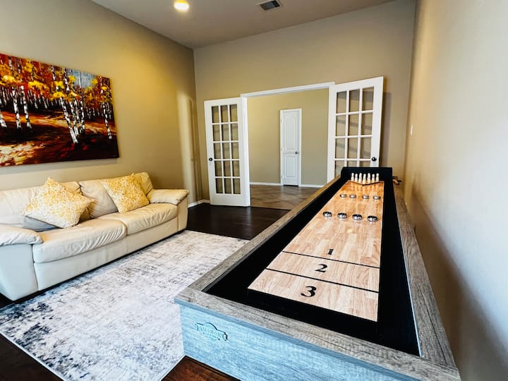 Cheerful 4-bedroom Home In A Great Location - Mission, TX