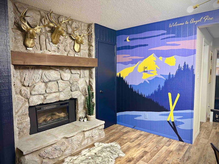 2 Blocks To Resort Base! 2b/2ba Newly Remodeled! - New Mexico
