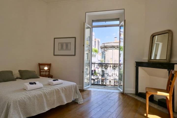 Bel Appartement Hausmannien à Montpellier - Montpellier