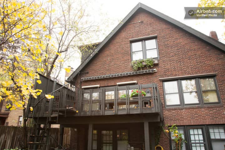 Beautiful Private Garden Apartment - Cleveland Heights, OH