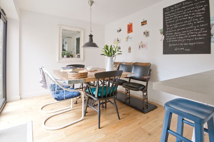 Luxury Retreat In The Heart Of Hastings Old Town! - Hastings