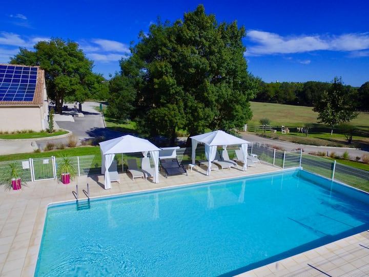 Gite Les Chênes Avec Piscine Près De Montpellier - Le Crès