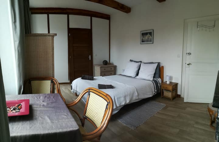 Chambre Double Privé Chez Shona, Lagrasse. - Lagrasse