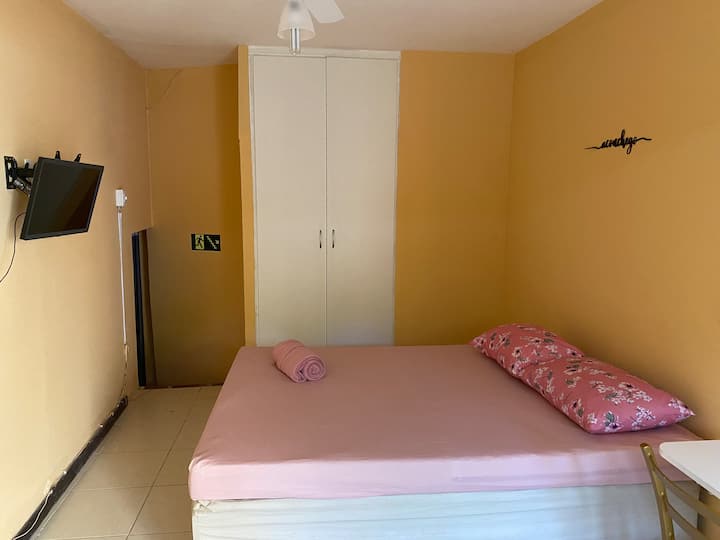 Kitnet 2 Agradabilissima Com Garagem No Itaigara - Salvador