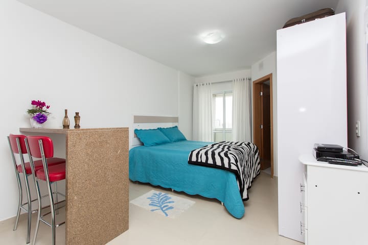 Studio No Centro Otima Localização - Curitiba