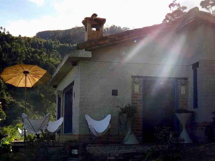 Rodamonte * Queen Bed * Chimenea *  Wifi * Juaica - Subachoque