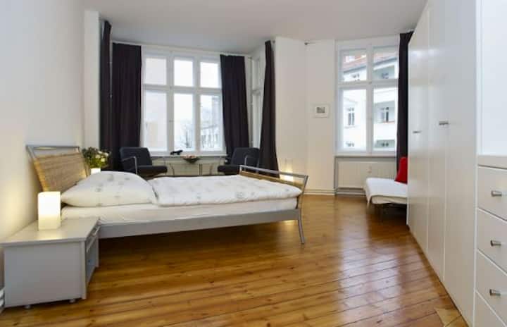 Living With Style, Apartment 2 - Berlin