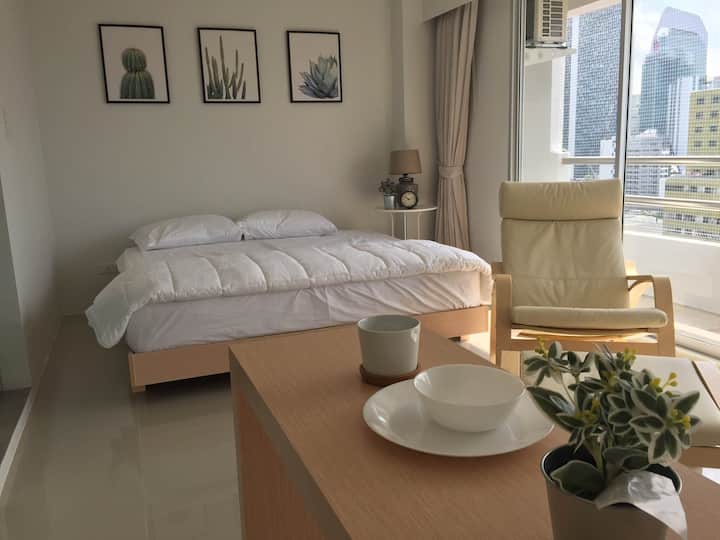 Lovely Room Next To Bumrungrad Hospital Bts Nana - Bangkok