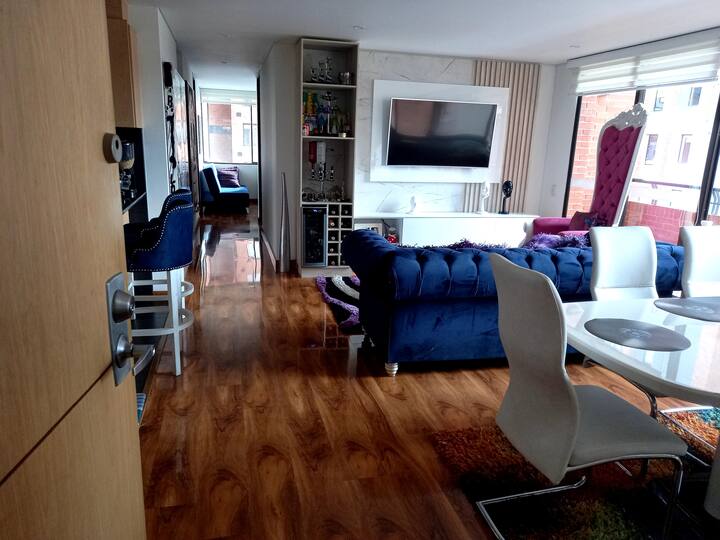 Habitación De Lujo En Ciudad Salitre Central - Bogota